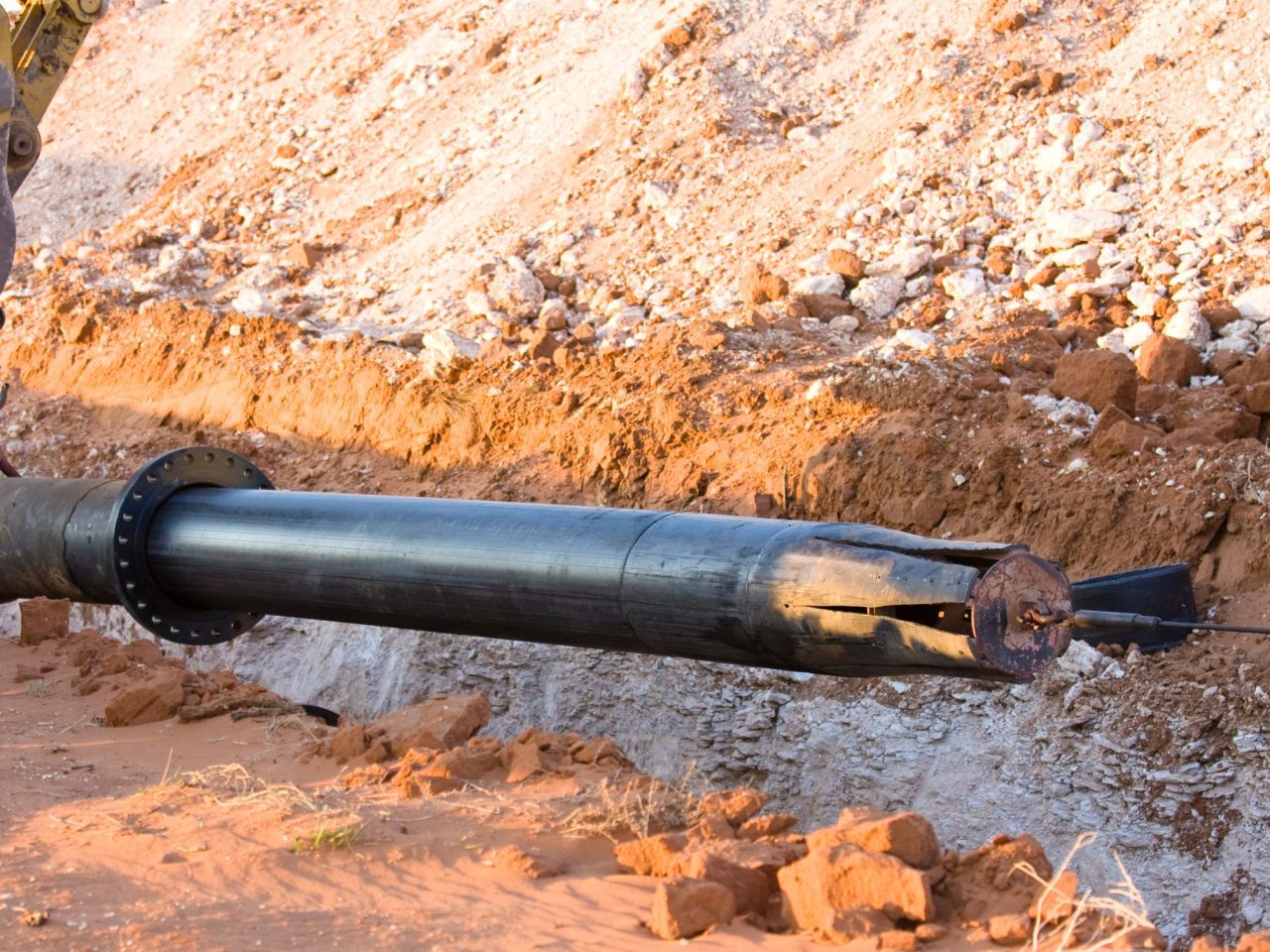 Tite Liner - United Pipeline - HDPE Thermoplastic Liner